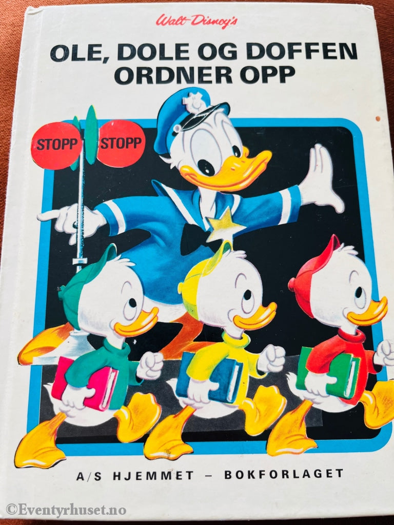 Ole, Dole og Doffen ordner opp. 1974. – Eventyrhuset