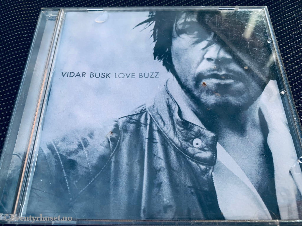 Vidar Busk. 2003. Love Buzz. CD. – Eventyrhuset